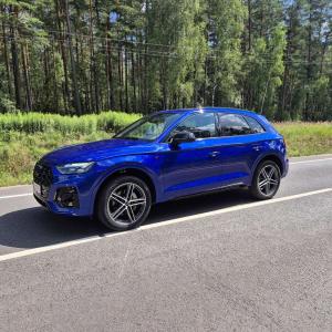 Zils Audi Q5 2024 Kazlų Rūda, ar dzinēja tilpumu 1.98 L un nobraukumu 29 tūkst. km par 36000 €, foto 9 vietnē AUTOMOTO.COM.LV