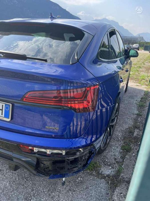 Blue Audi Q5 2024 in Kaunas, with an engine capacity of 3.00 L and mileage of 17 thousand km for 25900 €, photo 7 on AUTOMOTO.COM.LV