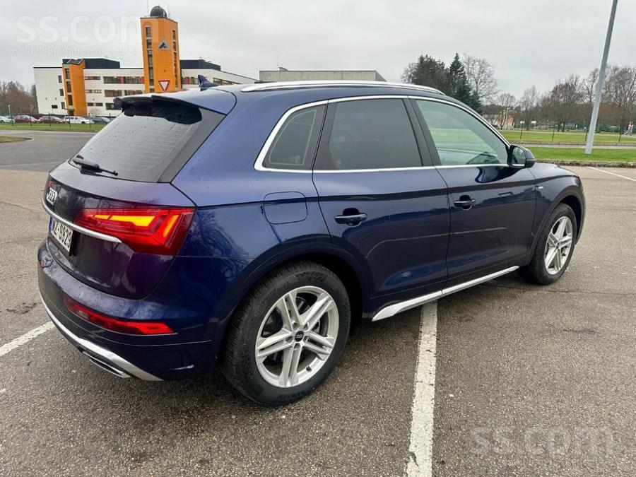 Blue Audi Q5 2025 in Riga, with an engine capacity of 2.00 L and mileage of 21 thousand km for 42000 €, photo 4 on AUTOMOTO.COM.LV
