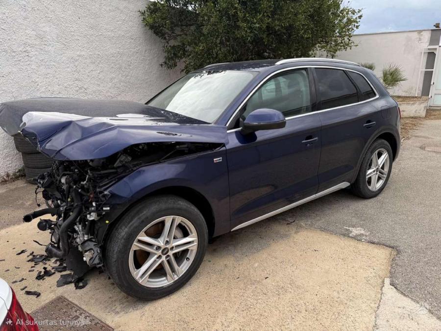 Zils Audi Q5 2025 Panevēža, ar dzinēja tilpumu 2.00 L un nobraukumu 1 tūkst. km par 20900 €, foto 1 vietnē AUTOMOTO.COM.LV