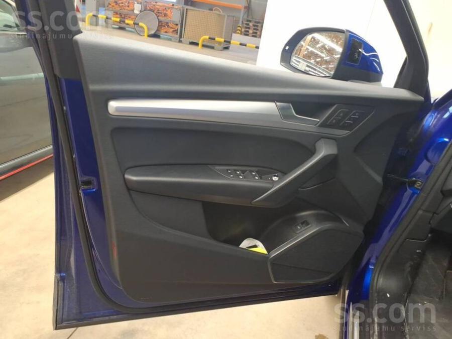 Blue Audi Q5 2025 in Riga, with an engine capacity of 3.00 L and mileage of 25 thousand km for 46500 €, photo 5 on AUTOMOTO.COM.LV