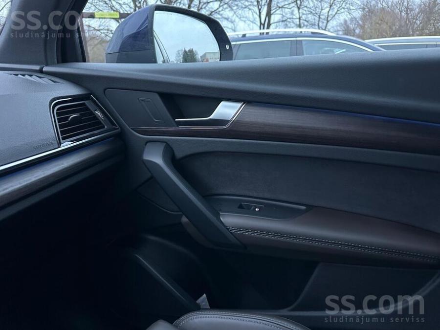 Синий Ауди Ку 5 2025 в Рига, объемом двигателя 2.00 л и пробегом 21 тыс. км за 42000 €, фото 8 на AUTOMOTO.COM.LV
