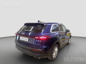Zils Audi Q5 2025 Rīga, ar dzinēja tilpumu 2.00 L un nobraukumu 16 tūkst. km par 44900 €, foto 3 vietnē AUTOMOTO.COM.LV