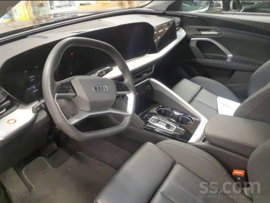 Zils Audi Q5 2025 Rīga, ar dzinēja tilpumu 2.00 L un nobraukumu 16 tūkst. km par 44900 €, foto 4 vietnē AUTOMOTO.COM.LV