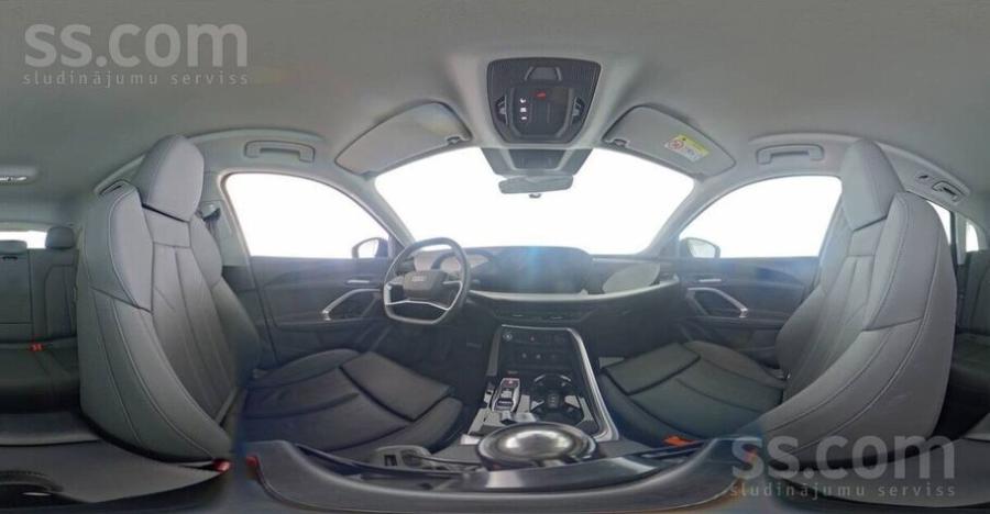 Zils Audi Q5 2025 Rīga, ar dzinēja tilpumu 2.00 L un nobraukumu 16 tūkst. km par 44900 €, foto 5 vietnē AUTOMOTO.COM.LV