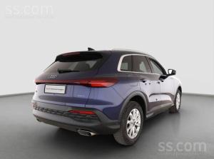 Zils Audi Q5 2025 Rīga, ar dzinēja tilpumu 2.00 L un nobraukumu 19 tūkst. km par 45900 €, foto 3 vietnē AUTOMOTO.COM.LV