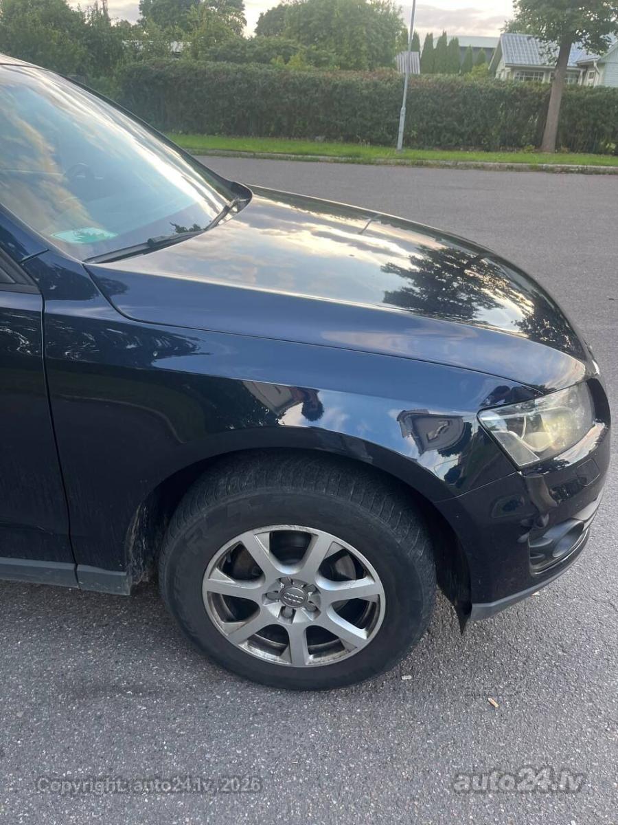 Zils Audi Q5 2011 Kohtla-Jerve, ar dzinēja tilpumu 2.00 L un nobraukumu 440 tūkst. km par 7500 €, foto 3 vietnē AUTOMOTO.COM.LV