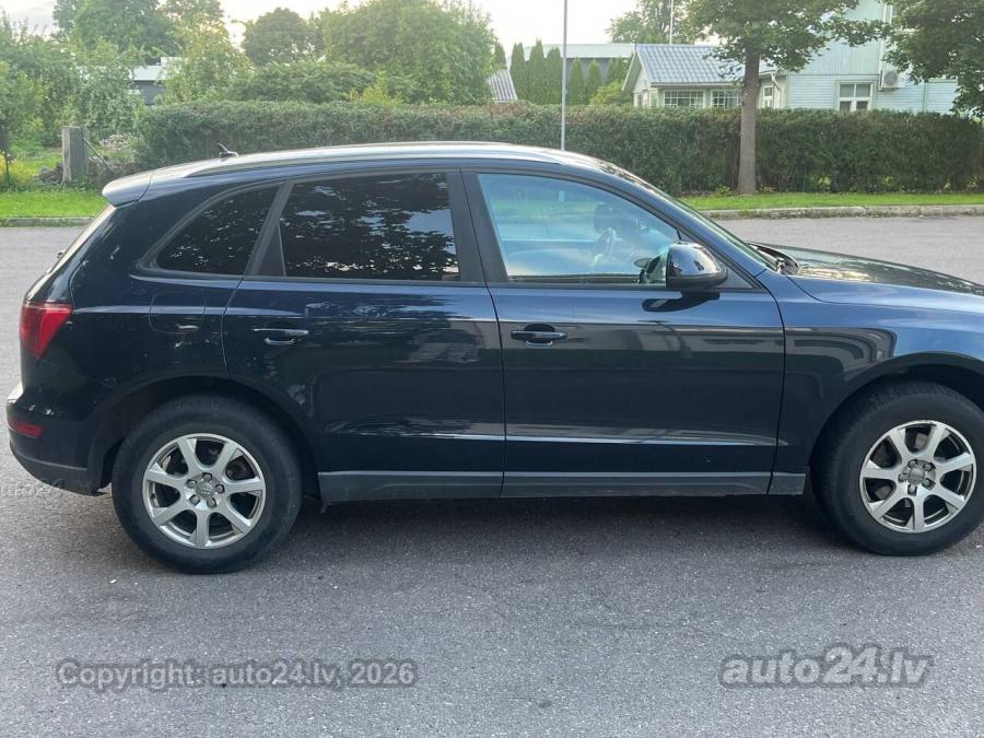 Zils Audi Q5 2011 Kohtla-Jerve, ar dzinēja tilpumu 2.00 L un nobraukumu 440 tūkst. km par 7500 €, foto 4 vietnē AUTOMOTO.COM.LV