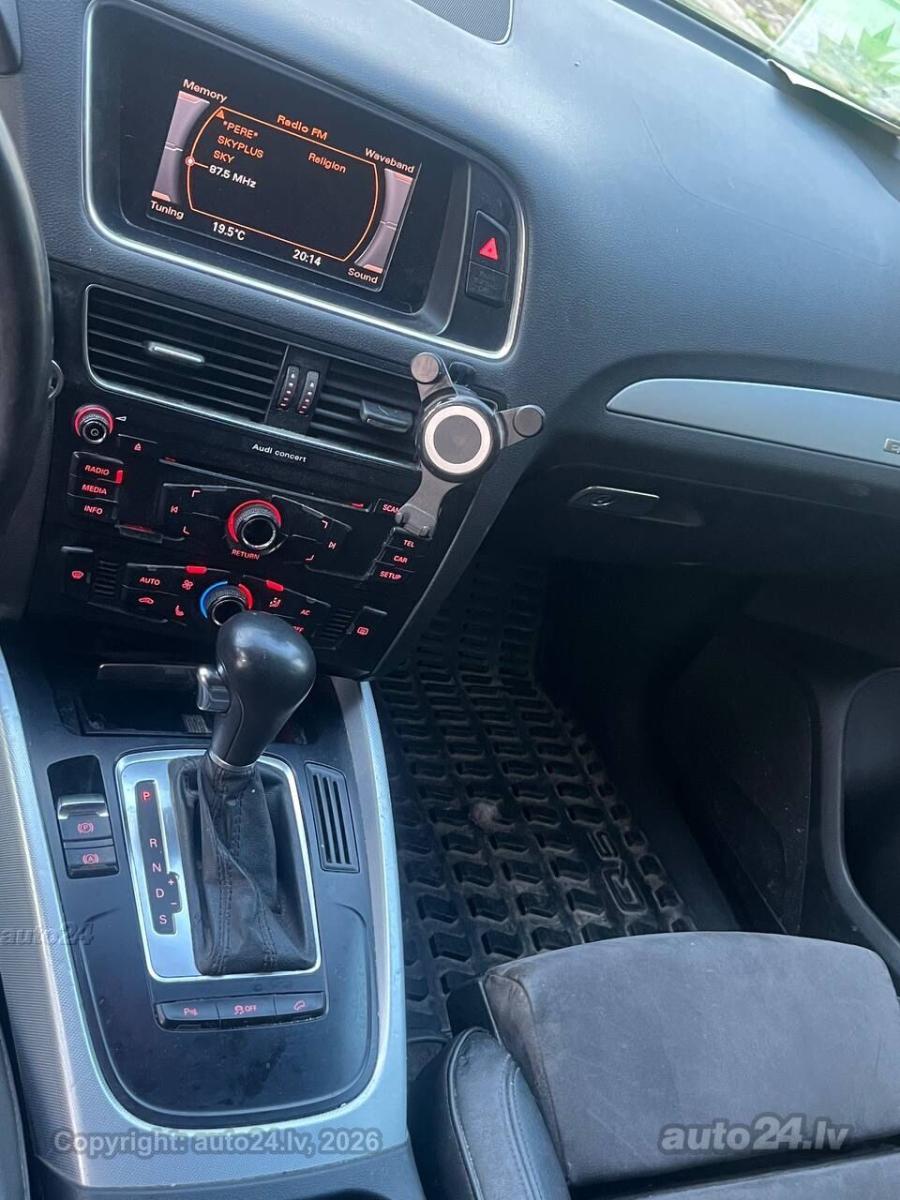 Zils Audi Q5 2011 Kohtla-Jerve, ar dzinēja tilpumu 2.00 L un nobraukumu 440 tūkst. km par 7500 €, foto 9 vietnē AUTOMOTO.COM.LV