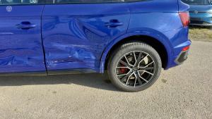 Zils Audi Q5 2025 Šauļi, ar dzinēja tilpumu 1.97 L un nobraukumu 20 tūkst. km par 31950 €, foto 32 vietnē AUTOMOTO.COM.LV