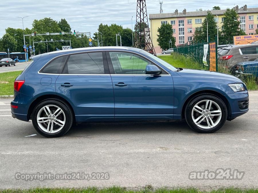 Zils Audi Q5 2010 Narva, ar dzinēja tilpumu 2.00 L un nobraukumu 278 tūkst. km par 5999 €, foto 8 vietnē AUTOMOTO.COM.LV