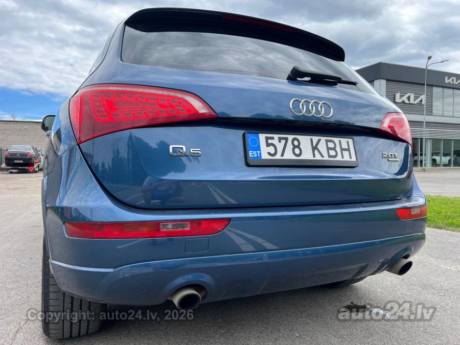 Zils Audi Q5 2010 Narva, ar dzinēja tilpumu 2.00 L un nobraukumu 278 tūkst. km par 5999 €, foto 13 vietnē AUTOMOTO.COM.LV