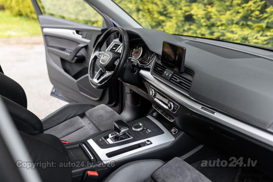 Blue Audi Q5 2017 in Tallinn, with an engine capacity of 2.00 L and mileage of 220 thousand km for 19900 €, photo 12 on AUTOMOTO.COM.LV