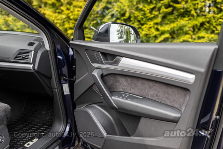 Blue Audi Q5 2017 in Tallinn, with an engine capacity of 2.00 L and mileage of 220 thousand km for 19900 €, photo 17 on AUTOMOTO.COM.LV