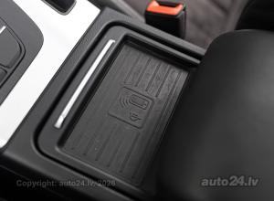 Blue Audi Q5 2017 in Tallinn, with an engine capacity of 2.00 L and mileage of 220 thousand km for 19900 €, photo 26 on AUTOMOTO.COM.LV