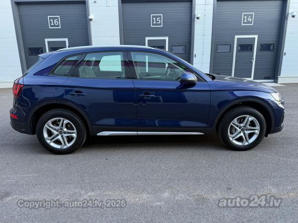 Audi Q5 2022 in Tallinn on AUTOMOTO.COM.LV Blue Audi Q5 2022 in Tallinn, with an engine capacity of 3.00 L and mileage of 76 thousand km for 32990 €, photo 6 on AUTOMOTO.COM.LV
