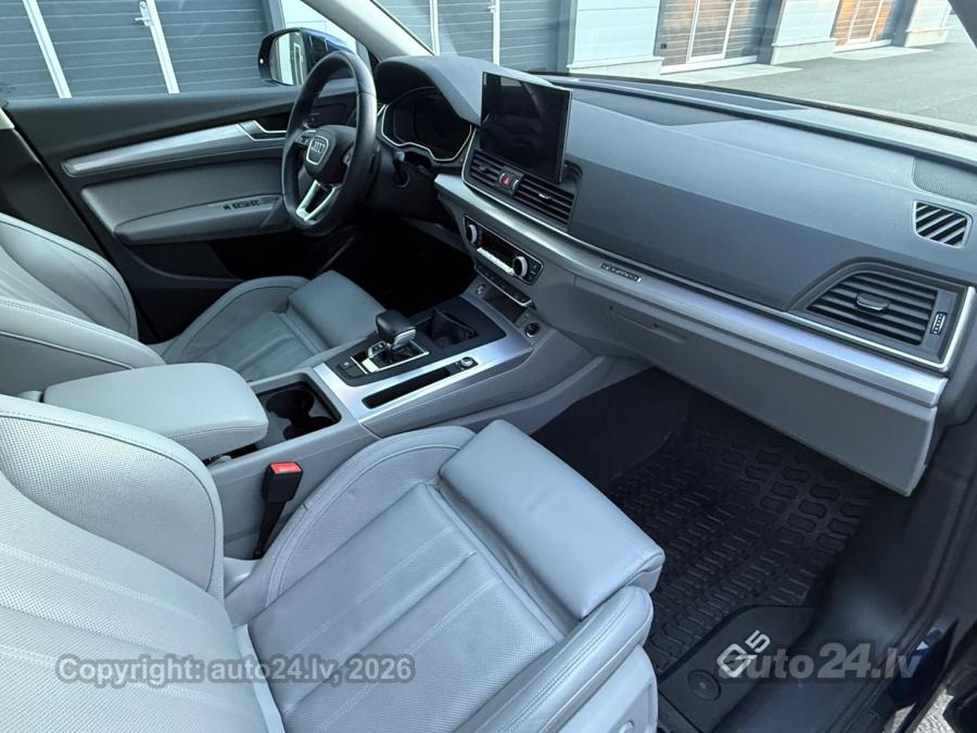 Blue Audi Q5 2022 in Tallinn, with an engine capacity of 3.00 L and mileage of 76 thousand km for 32990 €, photo 14 on AUTOMOTO.COM.LV