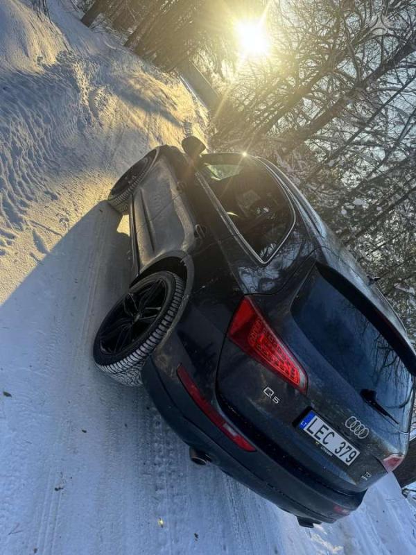 Brown Audi Q5 2009 in Moletai, with an engine capacity of 2.97 L and mileage of 346 thousand km for 7550 €, photo 5 on AUTOMOTO.COM.LV