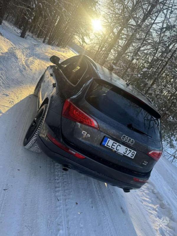 Brown Audi Q5 2009 in Moletai, with an engine capacity of 2.97 L and mileage of 346 thousand km for 7550 €, photo 6 on AUTOMOTO.COM.LV