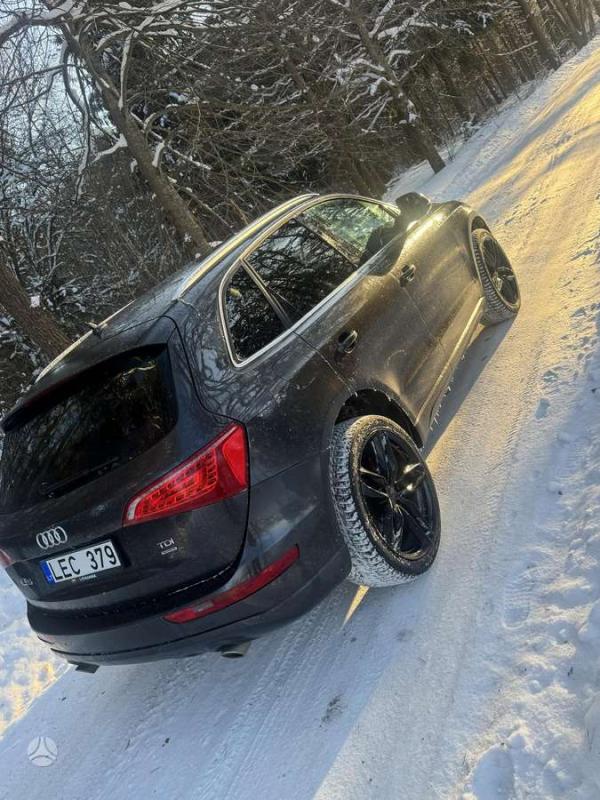 Brown Audi Q5 2009 in Moletai, with an engine capacity of 2.97 L and mileage of 346 thousand km for 7550 €, photo 7 on AUTOMOTO.COM.LV