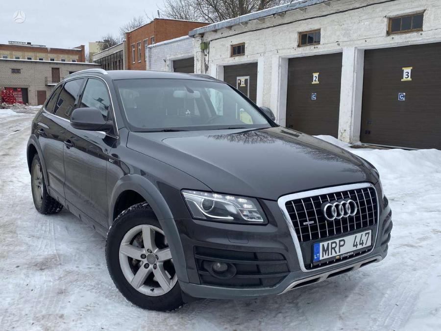 Brown Audi Q5 2009 in Vilnius, with an engine capacity of 2.97 L and mileage of 298 thousand km for 7300 €, photo 1 on AUTOMOTO.COM.LV