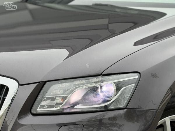 Brūns Audi Q5 2009 Panevēža, ar dzinēja tilpumu 2.00 L un nobraukumu 310 tūkst. km par 8200 €, foto 9 vietnē AUTOMOTO.COM.LV