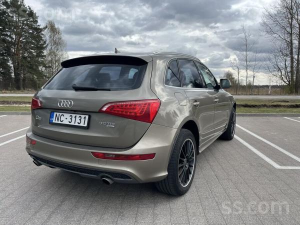 Brūns Audi Q5 2009 Rīga, ar dzinēja tilpumu 3.00 L un nobraukumu 319 tūkst. km par 9550 €, foto 9 vietnē AUTOMOTO.COM.LV