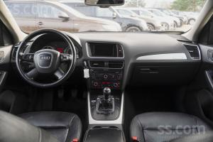 Brown Audi Q5 2009 in Riga, with an engine capacity of 2.00 L and mileage of 349 thousand km for 8990 €, photo 11 on AUTOMOTO.COM.LV