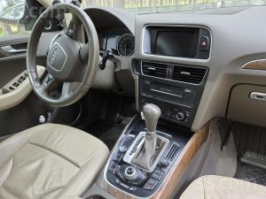 Brūns Audi Q5 2009 Rīga, ar dzinēja tilpumu 3.00 L un nobraukumu 323 tūkst. km par 9440 €, foto 8 vietnē AUTOMOTO.COM.LV
