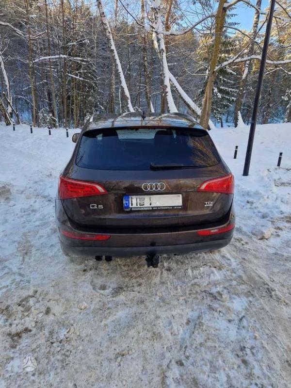 Brūns Audi Q5 2010 Viļņa, ar dzinēja tilpumu 1.97 L un nobraukumu 365 tūkst. km par 6500 €, foto 5 vietnē AUTOMOTO.COM.LV