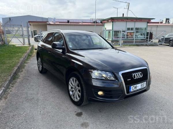 Brown Audi Q5 2010 in Rezekne, with an engine capacity of 3.00 L and mileage of 0 thousand km for 8250 €, photo 3 on AUTOMOTO.COM.LV