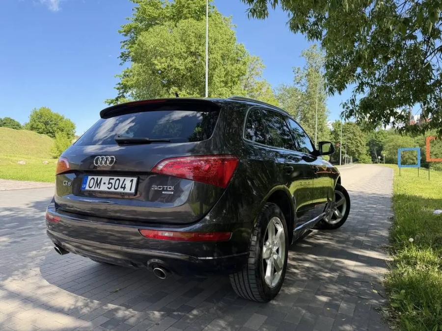 Brown Audi Q5 2010 in Rezekne, with an engine capacity of 3.00 L and mileage of 270 thousand km for 7000 €, photo 5 on AUTOMOTO.COM.LV