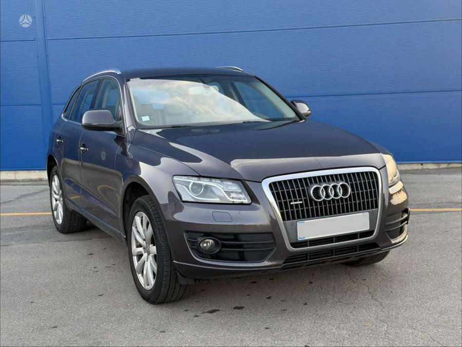 Brown Audi Q5 2010 in Taurage, with an engine capacity of 1.97 L and mileage of 239 thousand km for 8000 €, photo 3 on AUTOMOTO.COM.LV