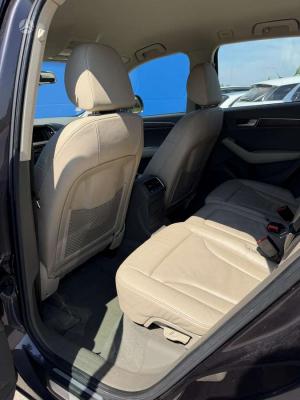 Brown Audi Q5 2010 in Taurage, with an engine capacity of 1.97 L and mileage of 239 thousand km for 8000 €, photo 10 on AUTOMOTO.COM.LV
