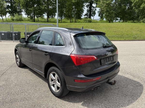 Brown Audi Q5 2010 in Alytus, with an engine capacity of 2.00 L and mileage of 285 thousand km for 7750 €, photo 3 on AUTOMOTO.COM.LV