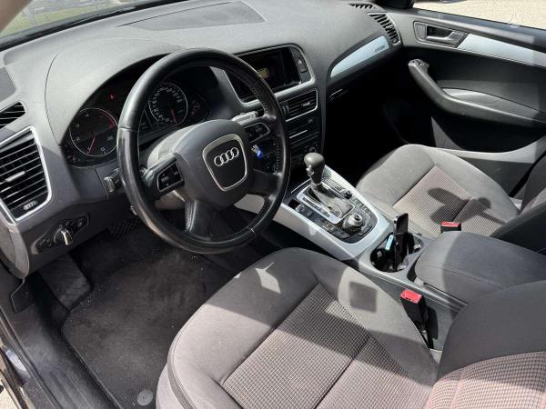 Brown Audi Q5 2010 in Alytus, with an engine capacity of 2.00 L and mileage of 285 thousand km for 7750 €, photo 7 on AUTOMOTO.COM.LV