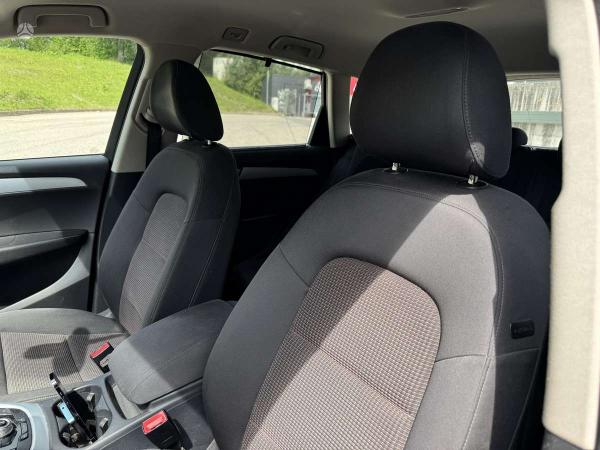 Brown Audi Q5 2010 in Alytus, with an engine capacity of 2.00 L and mileage of 285 thousand km for 7750 €, photo 8 on AUTOMOTO.COM.LV