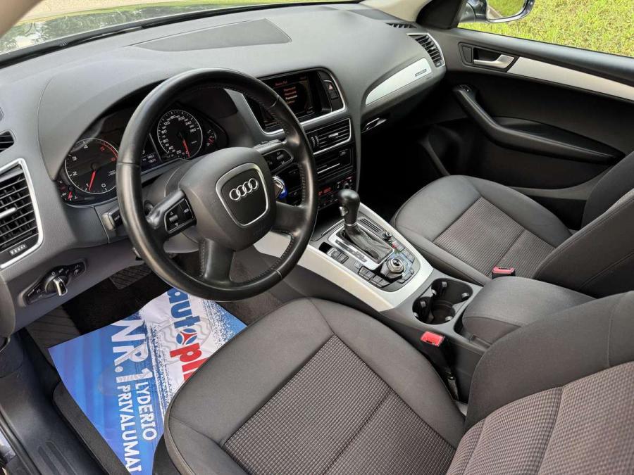 Brūns Audi Q5 2010 Alīta, ar dzinēja tilpumu 2.00 L un nobraukumu 285 tūkst. km par 8100 €, foto 8 vietnē AUTOMOTO.COM.LV