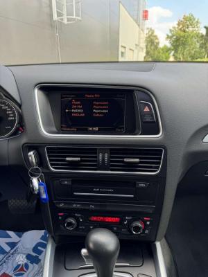 Brūns Audi Q5 2010 Alīta, ar dzinēja tilpumu 2.00 L un nobraukumu 285 tūkst. km par 8100 €, foto 13 vietnē AUTOMOTO.COM.LV