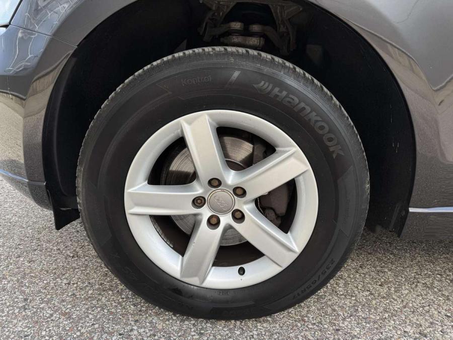 Brūns Audi Q5 2010 Alīta, ar dzinēja tilpumu 2.00 L un nobraukumu 285 tūkst. km par 8100 €, foto 30 vietnē AUTOMOTO.COM.LV