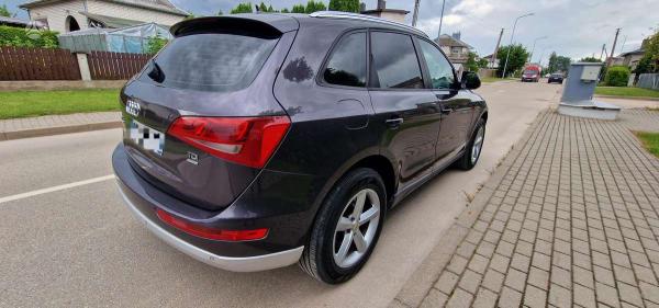 Brūns Audi Q5 2010 Tauragė, ar dzinēja tilpumu 1.97 L un nobraukumu 289 tūkst. km par 8000 €, foto 5 vietnē AUTOMOTO.COM.LV