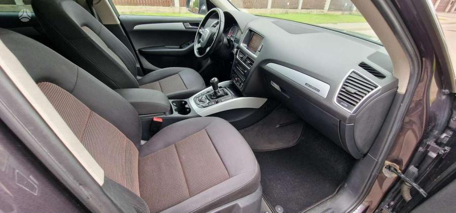 Brūns Audi Q5 2010 Tauragė, ar dzinēja tilpumu 1.97 L un nobraukumu 289 tūkst. km par 8000 €, foto 12 vietnē AUTOMOTO.COM.LV