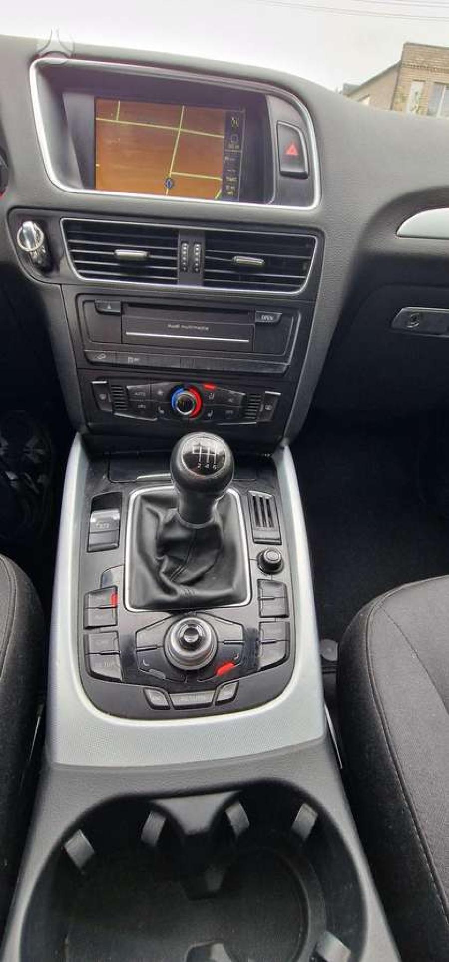 Brūns Audi Q5 2010 Tauragė, ar dzinēja tilpumu 1.97 L un nobraukumu 289 tūkst. km par 8000 €, foto 18 vietnē AUTOMOTO.COM.LV
