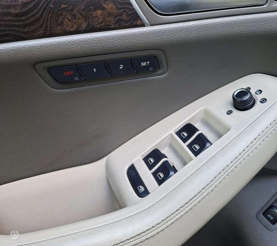 Brūns Audi Q5 2010 Kretinga, ar dzinēja tilpumu 2.97 L un nobraukumu 277 tūkst. km par 9999 €, foto 24 vietnē AUTOMOTO.COM.LV