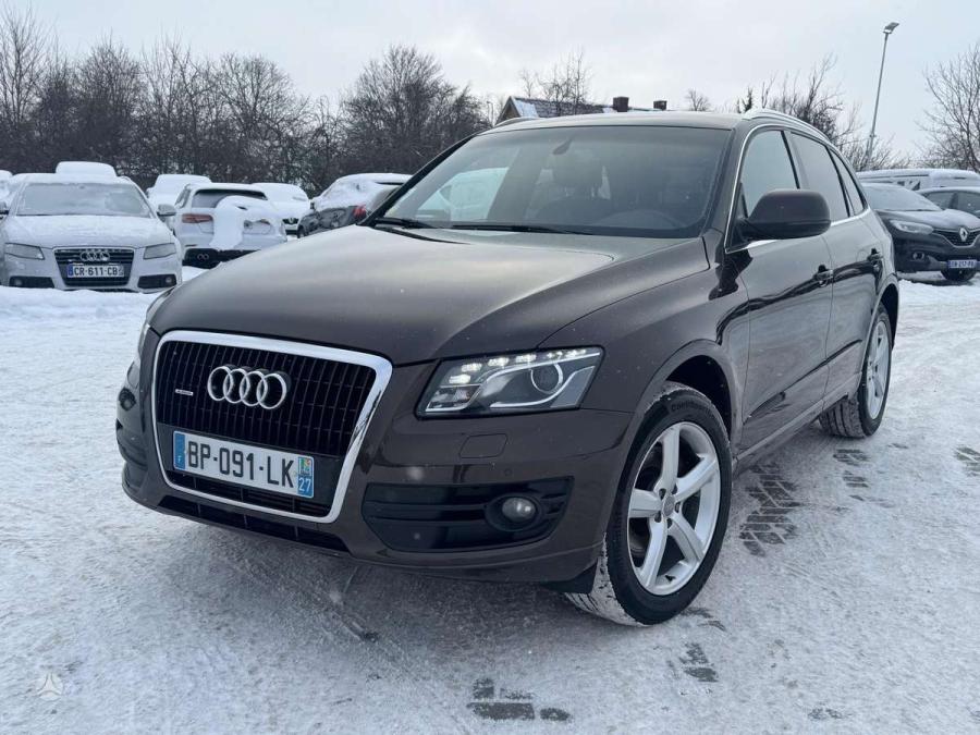 Brown Audi Q5 2011 in Taurage, with an engine capacity of 2.97 L and mileage of 224 thousand km for 8999 €, photo 1 on AUTOMOTO.COM.LV