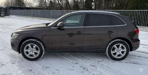 Brūns Audi Q5 2011 Viļņa, ar dzinēja tilpumu 1.97 L un nobraukumu 242 tūkst. km par 11999 €, foto 2 vietnē AUTOMOTO.COM.LV