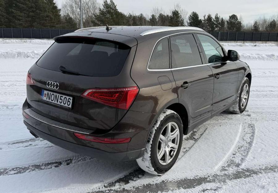 Brown Audi Q5 2011 in Vilnius, with an engine capacity of 1.97 L and mileage of 242 thousand km for 11999 €, photo 5 on AUTOMOTO.COM.LV