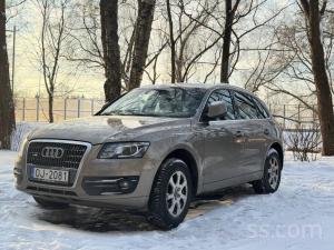 Brūns Audi Q5 2011 Rīga, ar dzinēja tilpumu 2.00 L un nobraukumu 293 tūkst. km par 9800 €, foto  vietnē AUTOMOTO.COM.LV