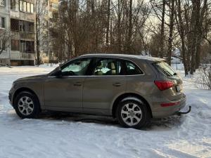 Brown Audi Q5 2011 in Riga, with an engine capacity of 2.00 L and mileage of 293 thousand km for 9800 €, photo 7 on AUTOMOTO.COM.LV