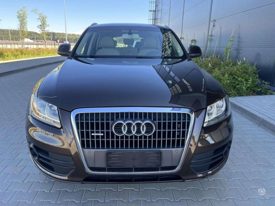Brūns Audi Q5 2011 Viļņa, ar dzinēja tilpumu 1.97 L un nobraukumu 250 tūkst. km par 7900 €, foto 3 vietnē AUTOMOTO.COM.LV